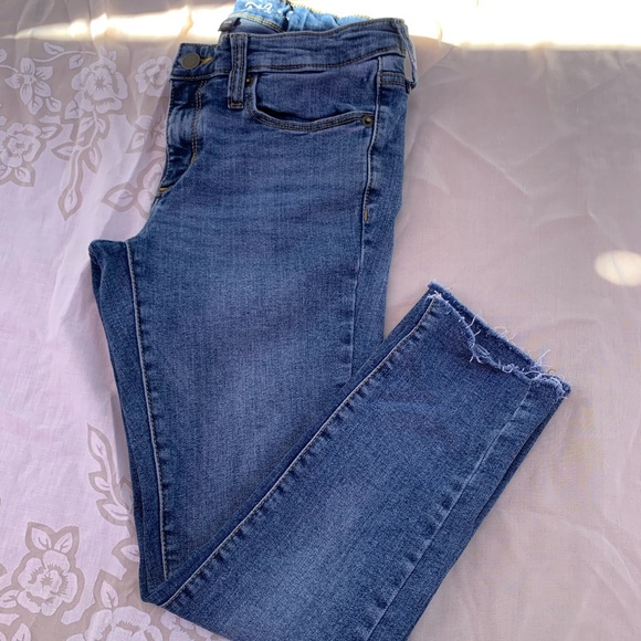 Universal Thread | Jeans | Universal Thread Mid Rise Jeans | Poshmark